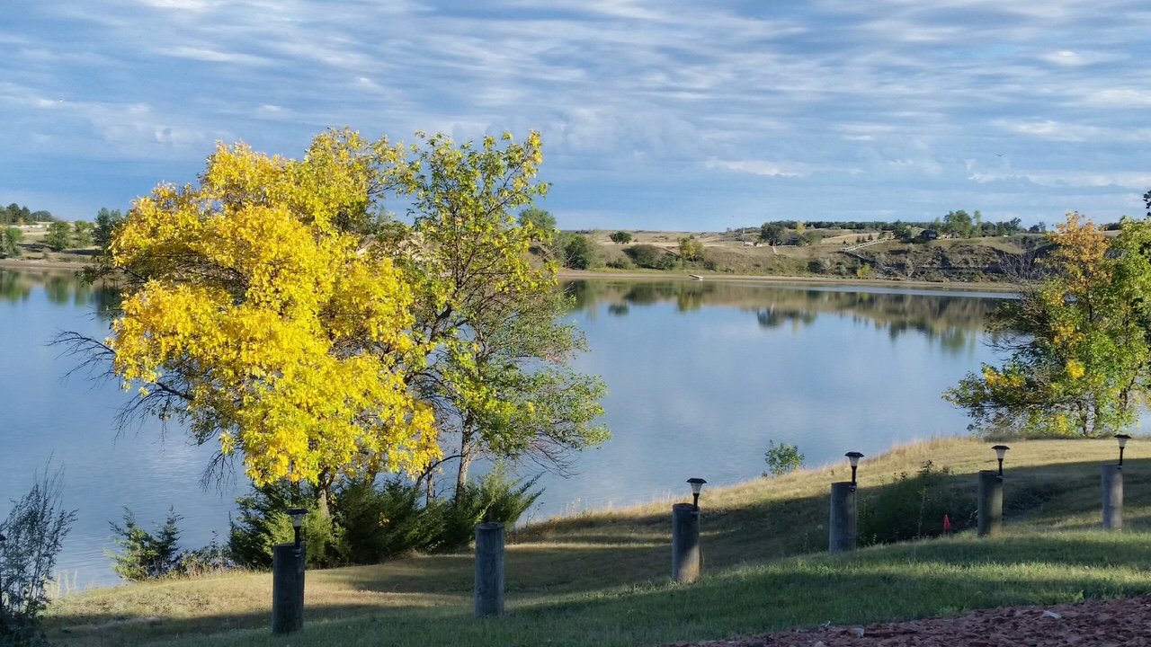 Red Rock Resort - Lake Tschida | Official North Dakota Travel & Tourism ...